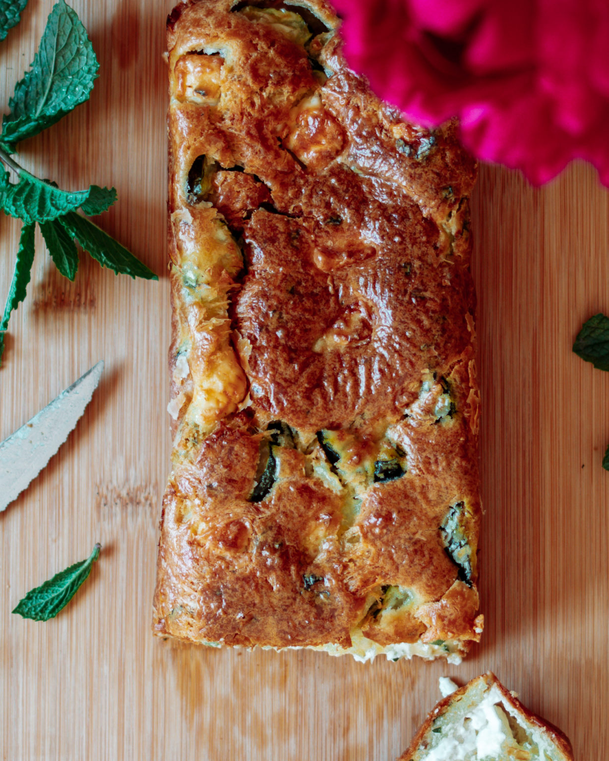 Cake courgette feta menthe - Sandra Rca