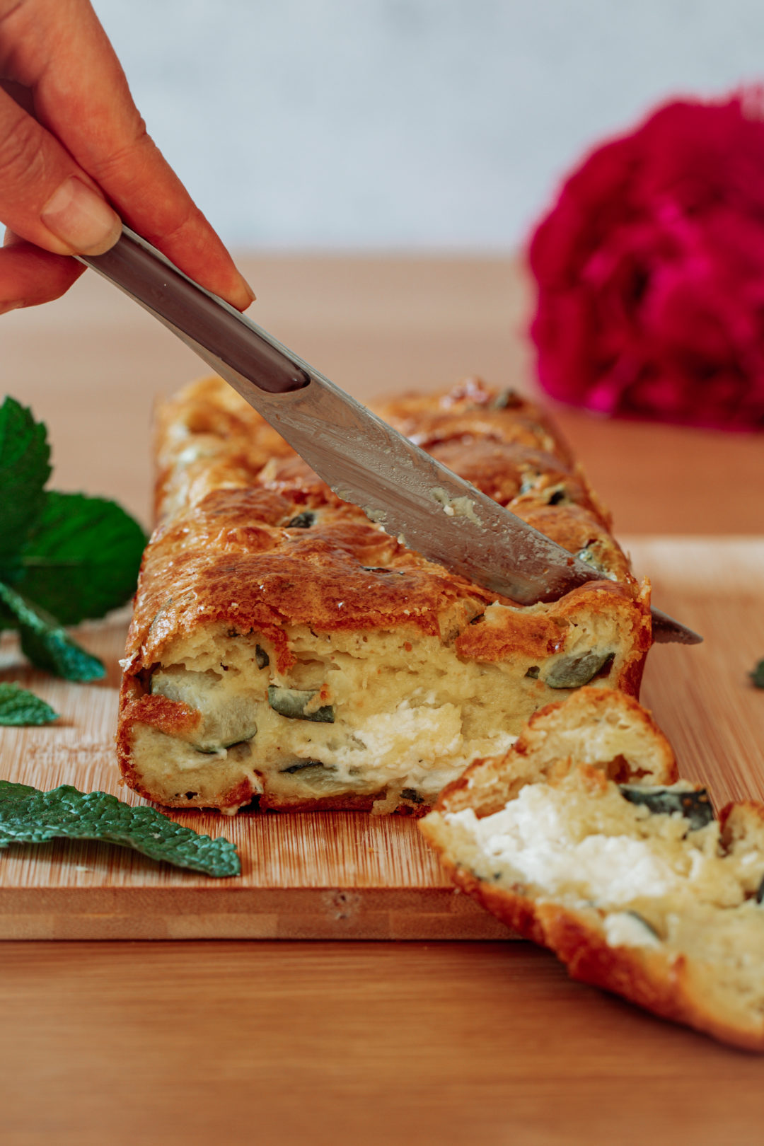 Cake courgette feta menthe - Sandra Rca